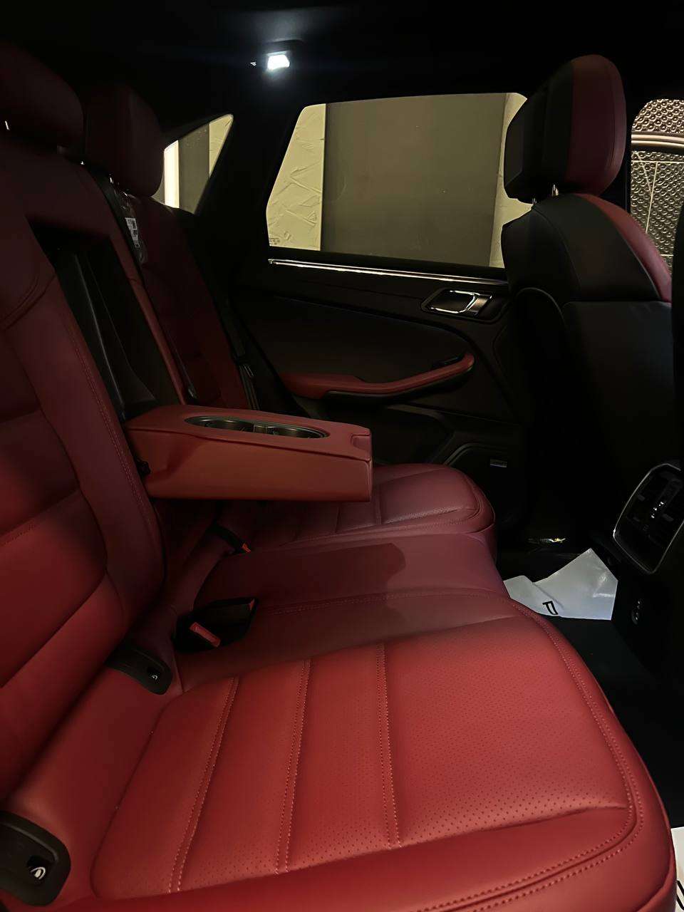 porsche macan t | سيزما