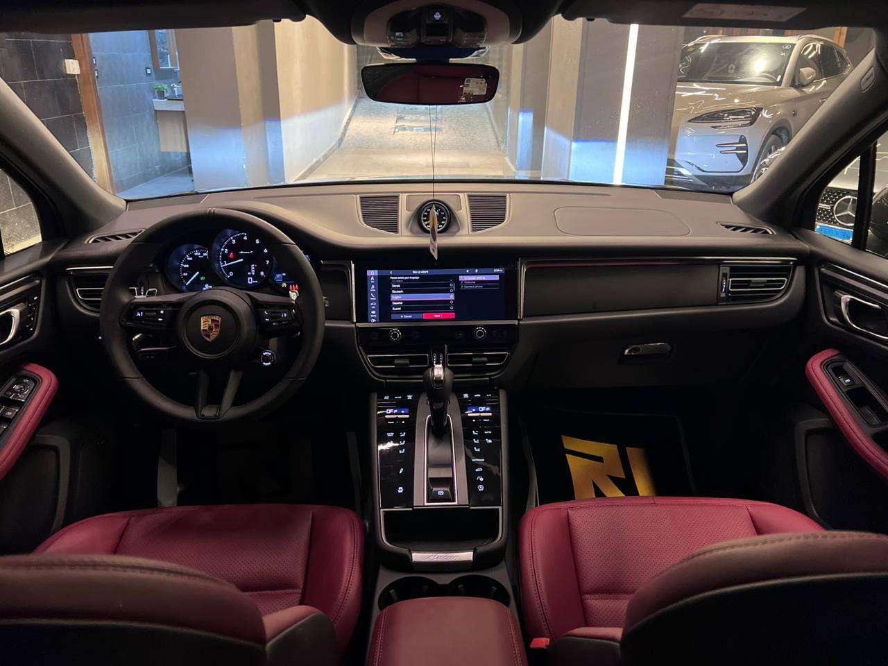 porsche macan t | سيزما